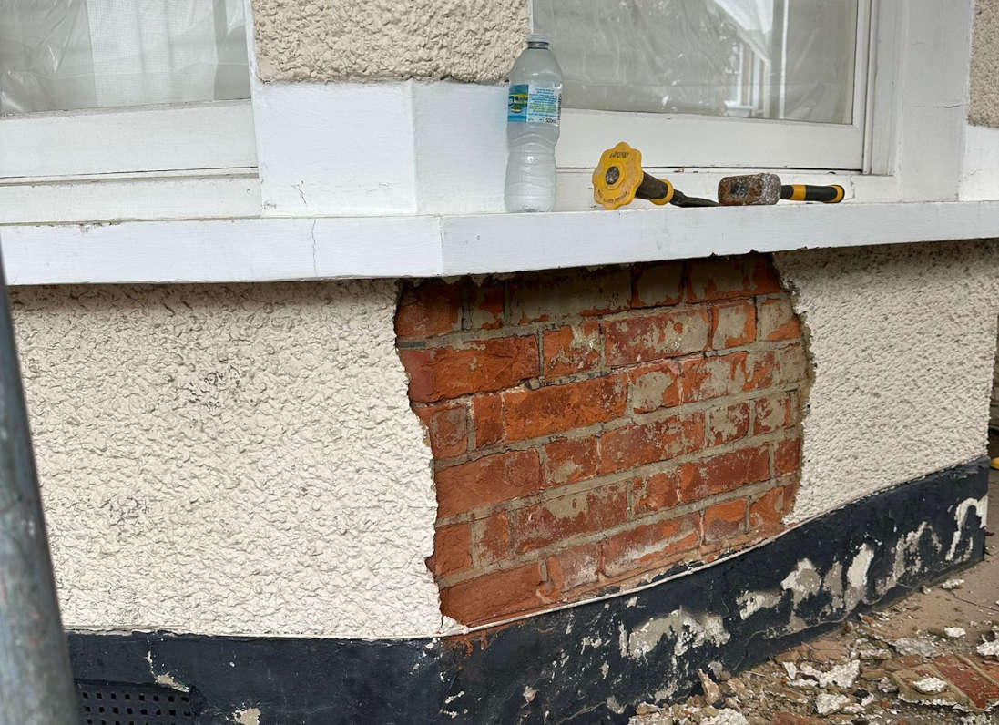Pebbledash Removal & Brick Restoration in Southfields - S.J. Pointer